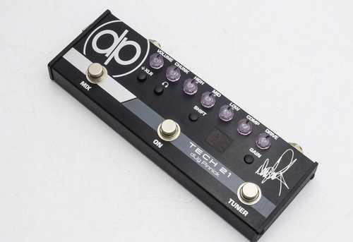 Tech 21 DP-3X DUg Pinnick Signature