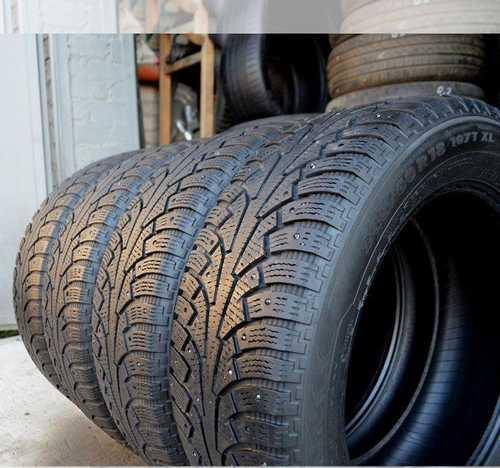 Nokian Tyres Hakkapeliitta 5 SUV 235/60 R18