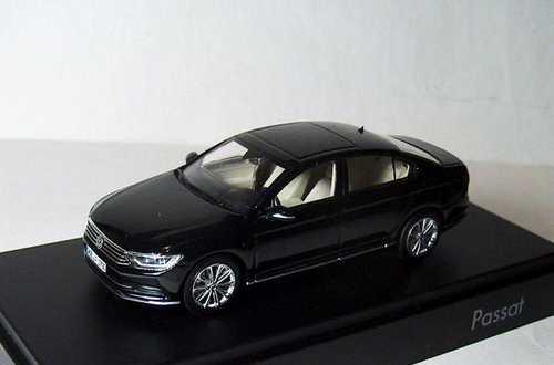1/43 Volkswagen Passat B8 sedan Herpa Пассат 2015