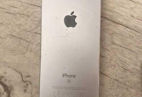 iPhone SE, 32 ГБ