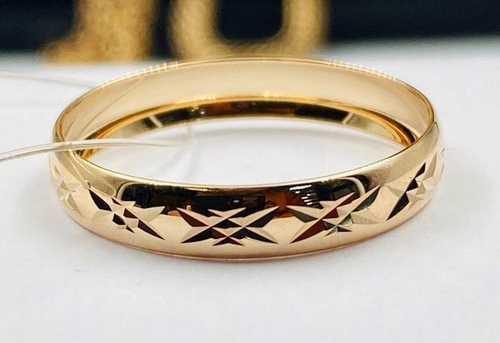 Новое золотое кольцо 585 пробы, 19.5 размер, 1.37г