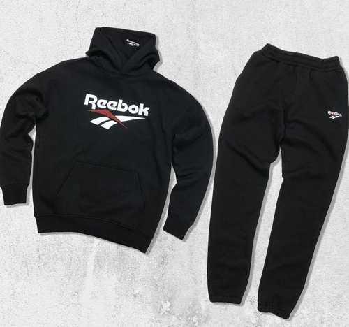 Спортивный костюм Reebok утепленный с флисом