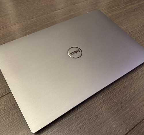 Ноутбук Dell latitude 7400