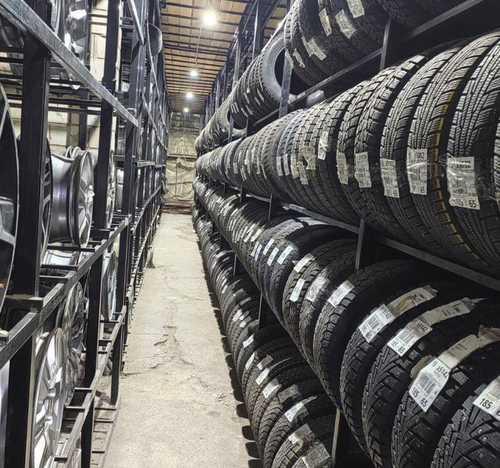 Formula Ice 215/65 R16 94M