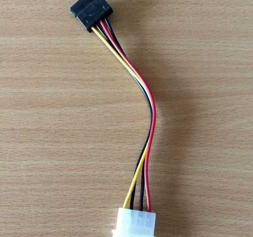 Кабель питания molex