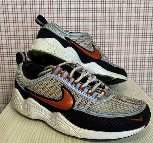 Кроссовки Nike