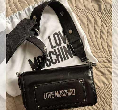 Сумка love moschino