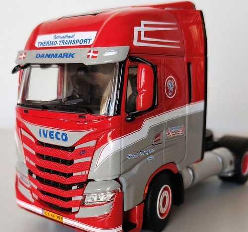 1/50 тягач Iveco S-Way 4x2 Danmark модель WSI