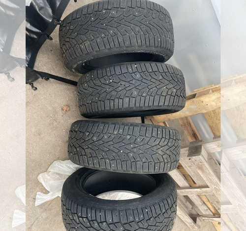 Gislaved NordFrost 100 235/55 R17