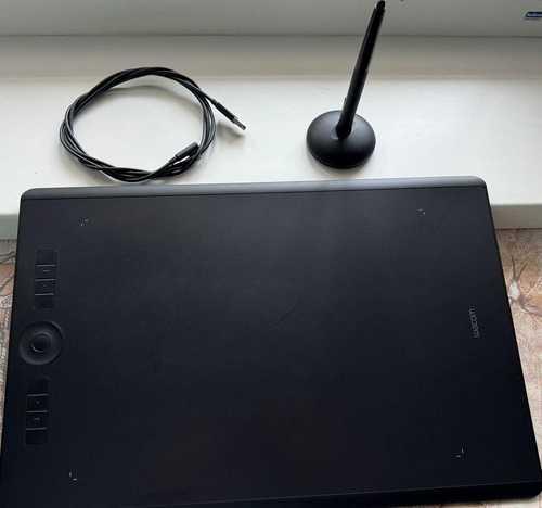 Графический планшет Wacom Intuos Pro L (PTH-860)