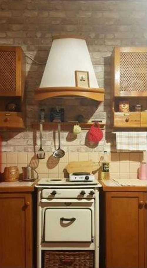 Кухонный гарнитур деревянный