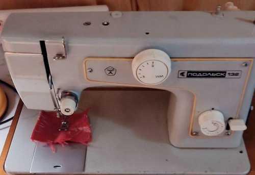 Швейная машина Чайка 132