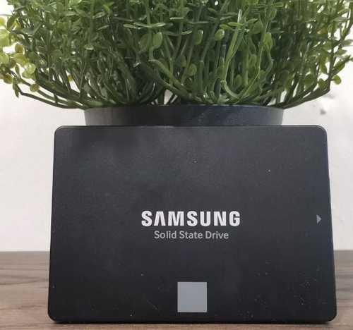 Жёсткий диск SSD Samsung 500gb