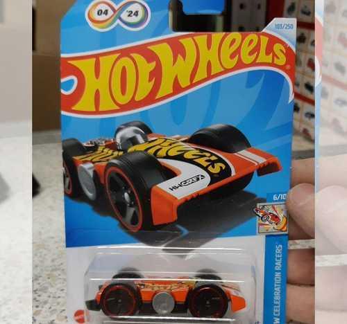 Модель Hot Wheels Flippin Fast