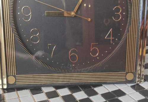 Часы настенные кварцевые Янтарь, Салют, Revа