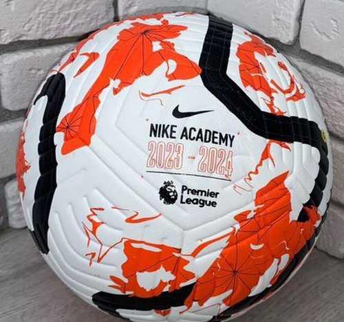 Футбольный мяч профессиональный Nike размер 4