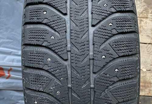 Bridgestone Ice Cruiser 7000 215/60 R17