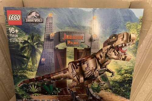 Lego 75936 T.rex Rampage (Jurassic World)