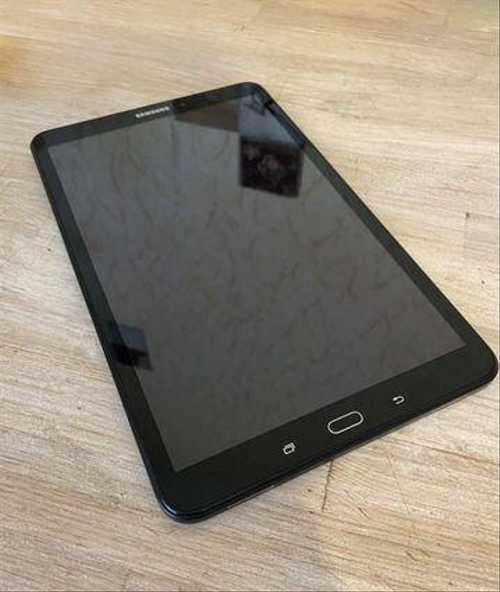 Планшет Samsung Galaxy Tab A 10.1" 16Gb