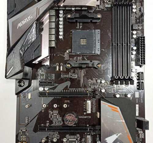 AM4 Gigabyte B450 Aorus Elite