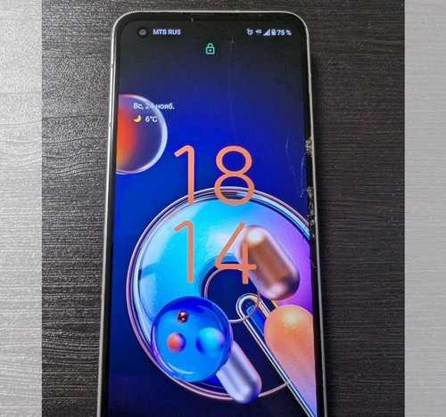 Asus Zenfone 9, 8/256 ГБ