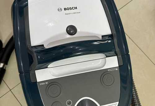 Bosch Моющий пылесос BWD41720, белый, зеленый