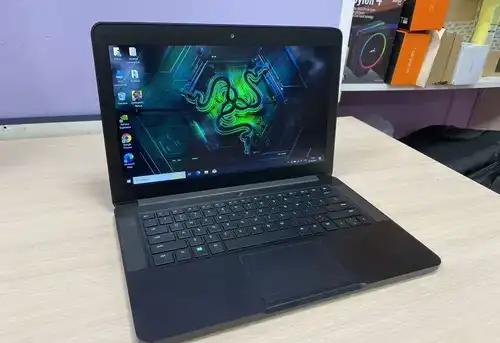 Игровой ноутбук Razer, i7 7700HQ, GTX 1060 6 GB