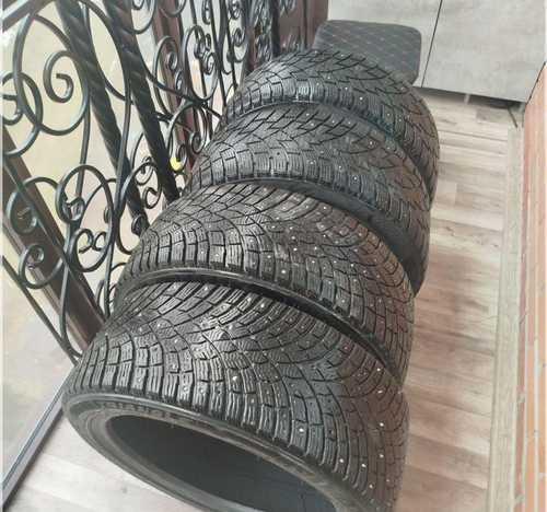 Triangle IcelynX TI501 235/45 R18