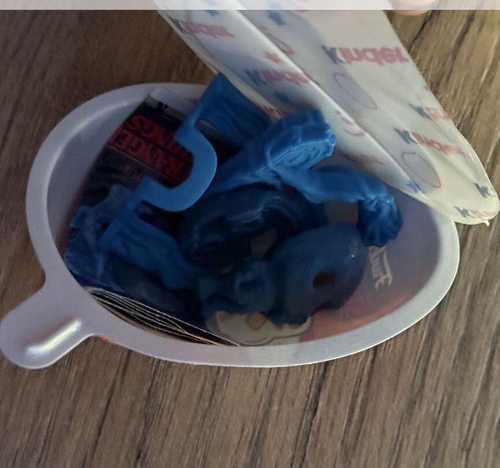 Kinder joy stranger things векна