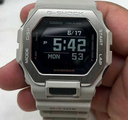 Оригинальные часы Casio G-Shock GBX-100-8D