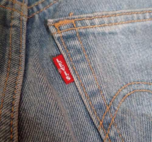 Джинсы levis