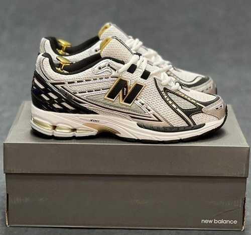 Кроссовки New Balance 1906R white black gold