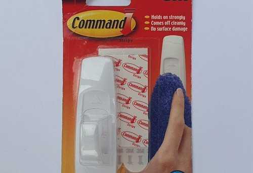 Крючок самоклеющийся Command