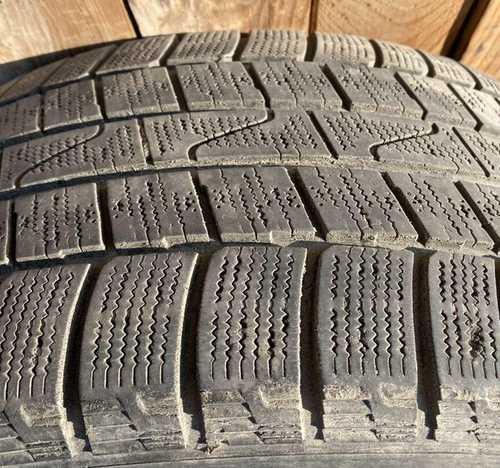 Hankook Winter I'Cept IZ2 235/55 R17 99P