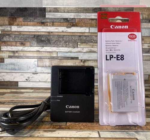 Зарядное устройство Canon LC-Е8C аккумулятор LP-E8