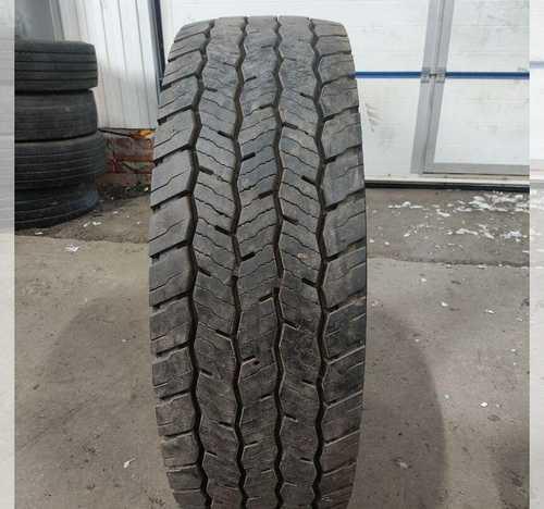 Шина б/у 265/70 R19.5 Hankook DH35
