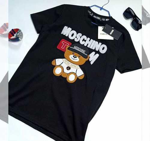 Футболка Moschino