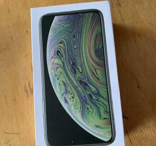 iPhone Xs, 64 ГБ