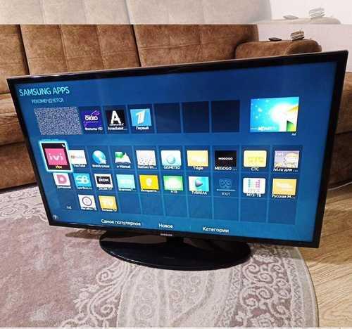 Телевизор Samsung 40 Дюймов 102 см SMART TV Wi-Fi