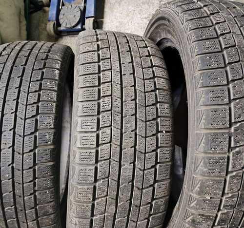 Dunlop Graspic DS3 225/55 R18 98Q