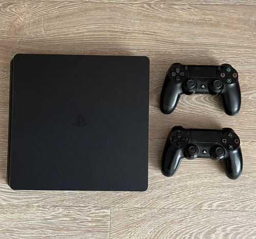 Sony PS4 slim   70 игр 2 геймпада