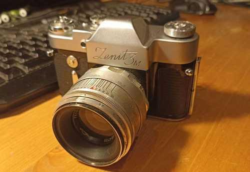 Пленочный фотоаппарат Зенит 3М (надпись Zenit 3M)