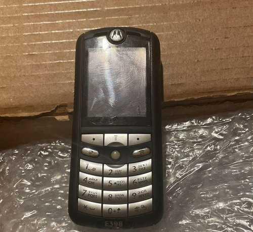 Телефон Motorola e398