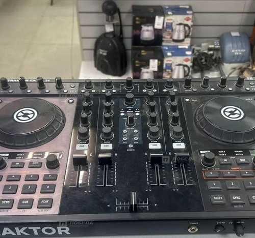 Пр87 DJ-контроллер Traktor Kontrol s4 mk1