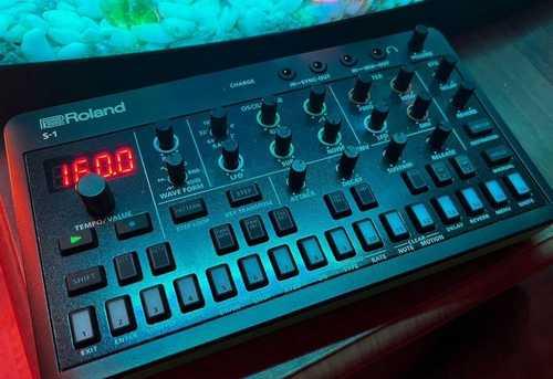 Roland S 1 Tweak Synth