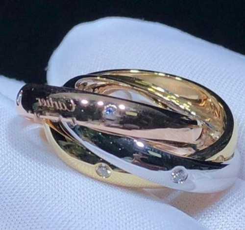 Кольцо Cartier Trinity желтое золото 15 бр. 0.1952 ct