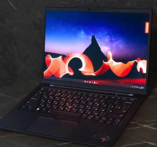 Lenovo Thinkpad X1 Carbon Gen 11, 64 GB RAM, Oled