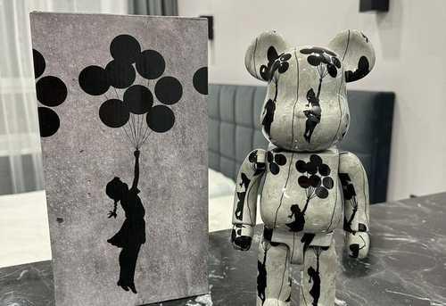 Мишка bearbrick banksy