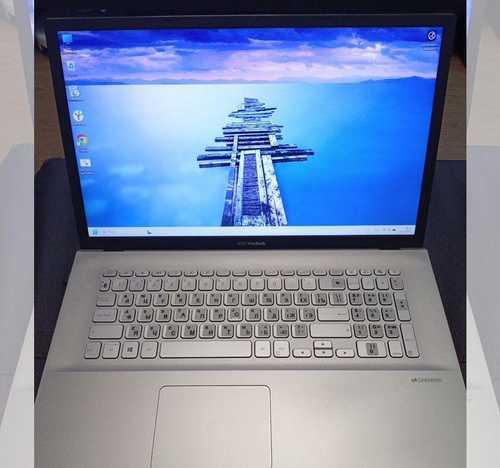 Ноутбук 17,3", 256Gb, asus VivoBook