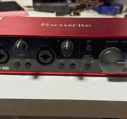 Звуковая карта focusrite scarlett 2i2 3rd gen